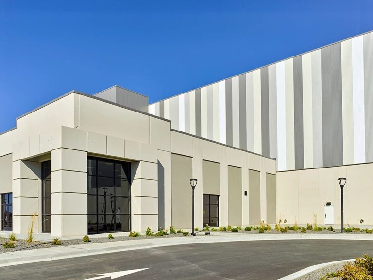Benefits of Insulated Metal Panels Over Tilt Up Walls | Metl-Span